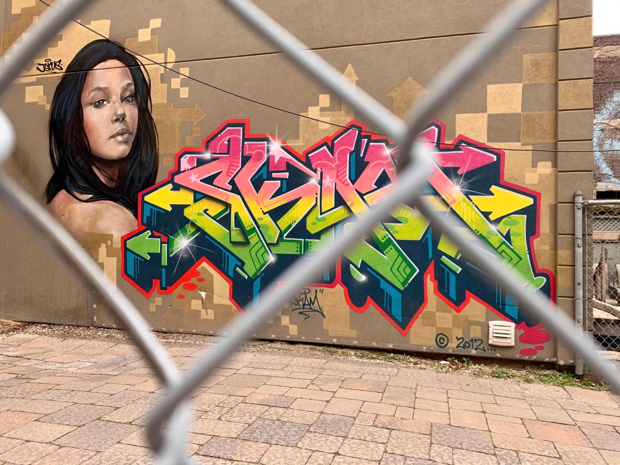 Uncovering street art on Graffiti Alley, Toronto – I've Bean Travelling