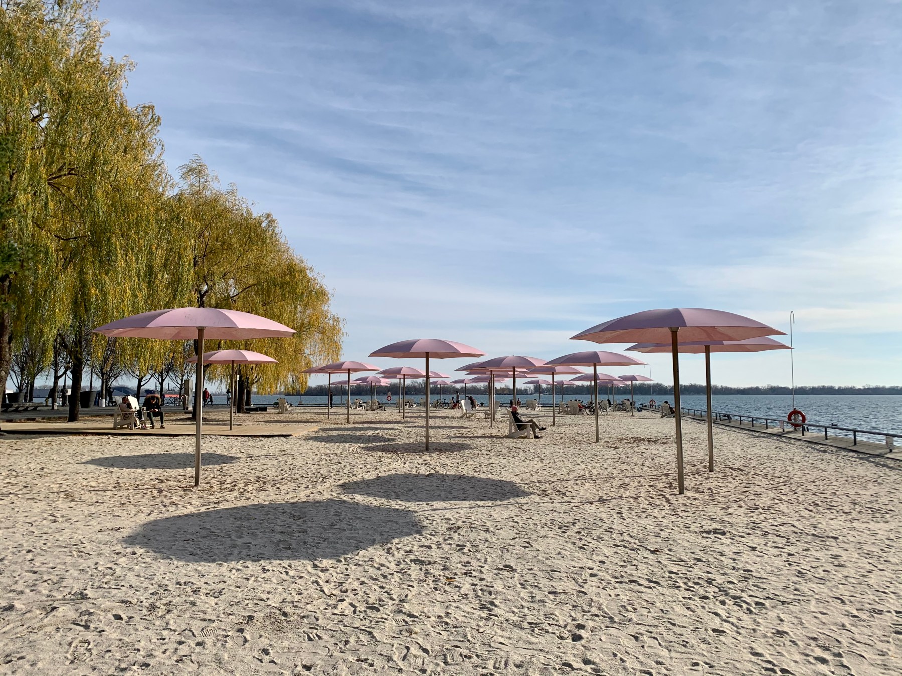 A sweet stroll at Sugar Beach, Toronto – I've Bean Travelling
